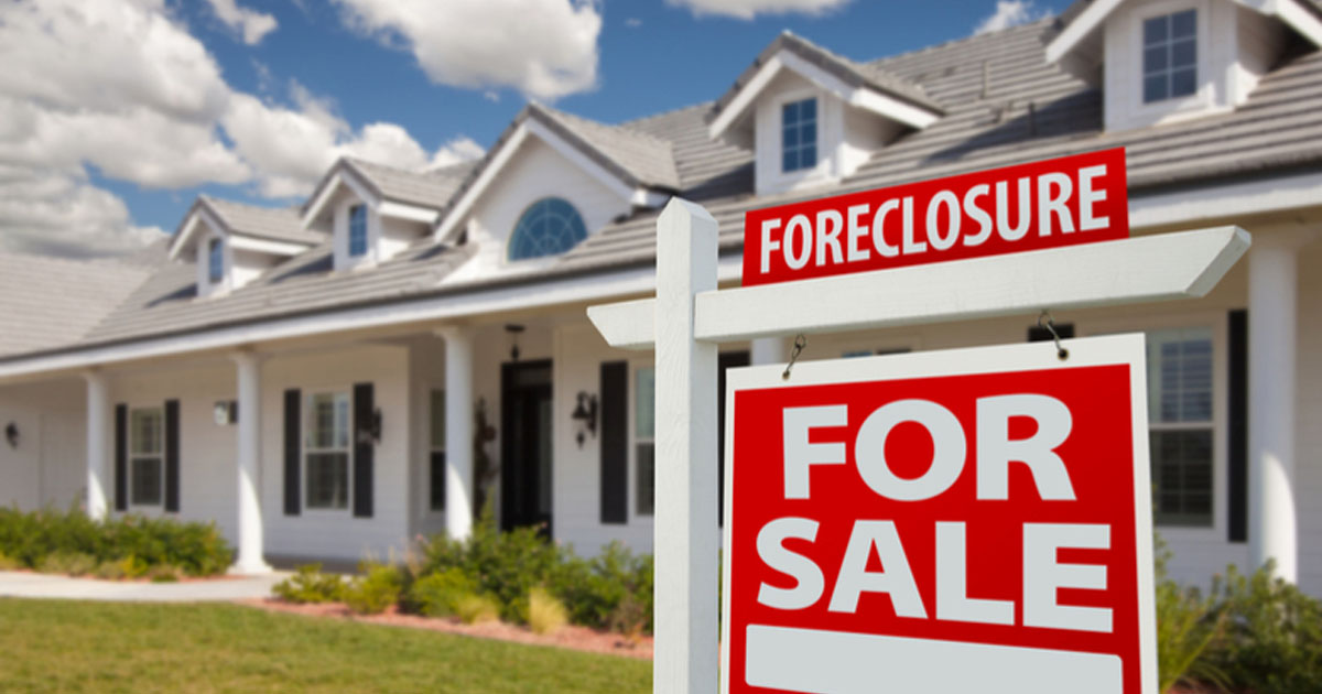 The Top 8 Reasons Homes Go into Foreclosure